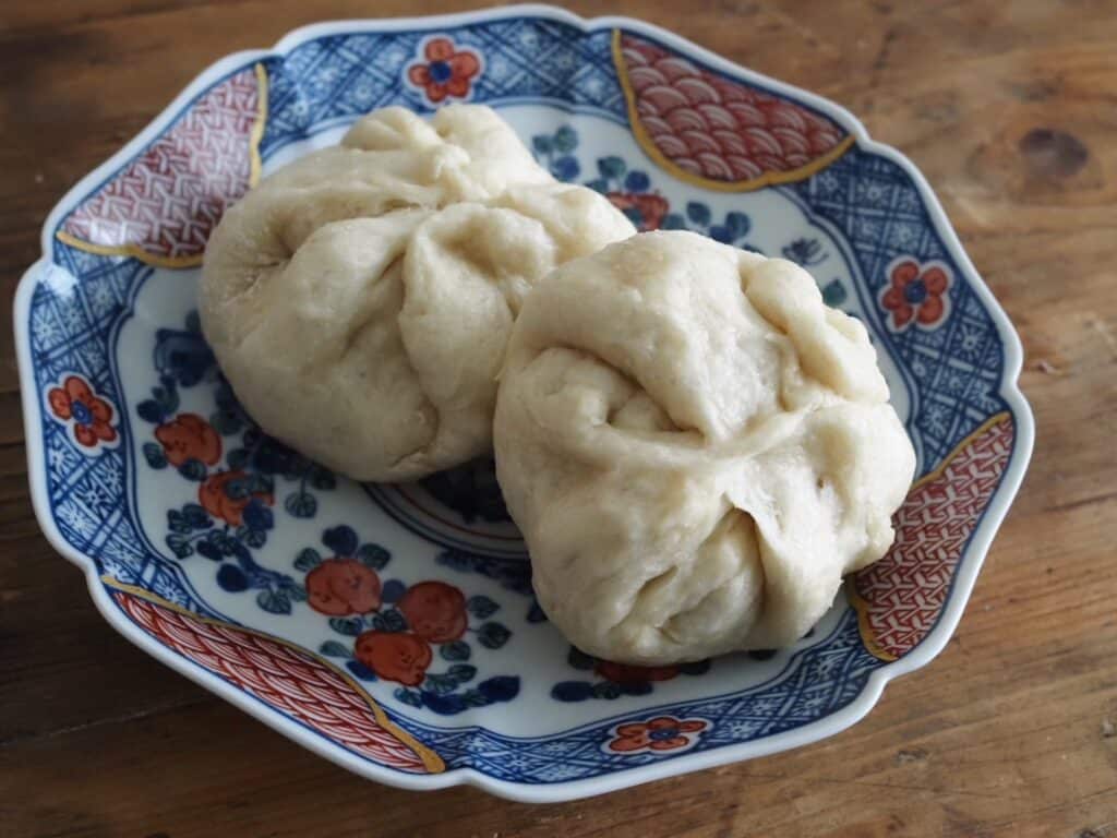 Homemade “Butaman” from Yeast, Juicy Pork Steamed Buns / 手作り551風豚まん ...
